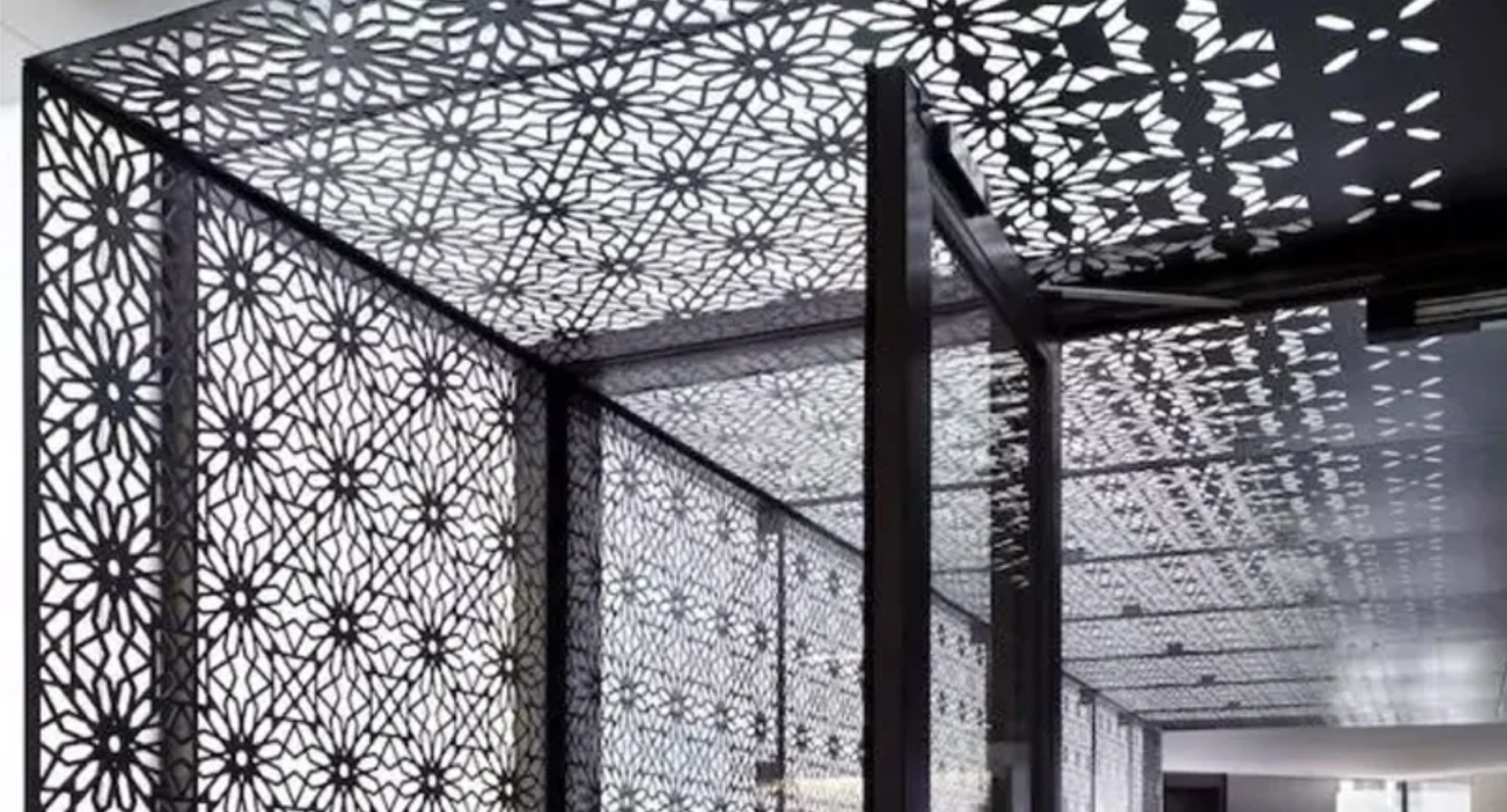 A Complete Guide To Laser Cutting Stainless Steel Sheets | Zemetal