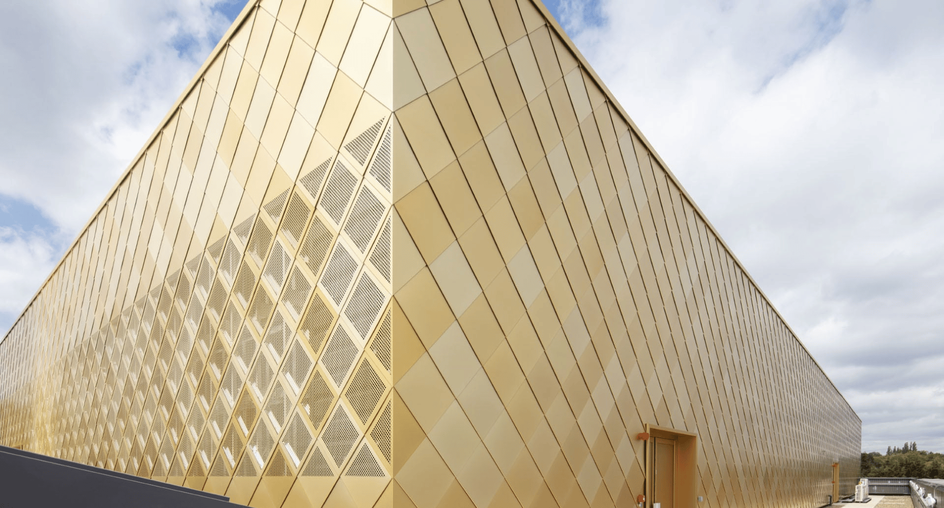 The Definitive Guide To Natural Anodised Treatment | Zemetal