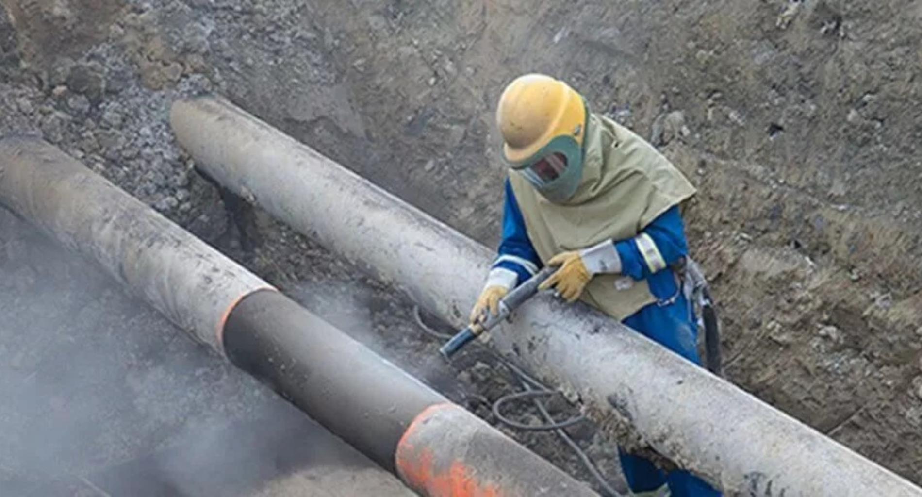 Exploring The Basics And Benefits Of Sandblasting Metal | Zemetal